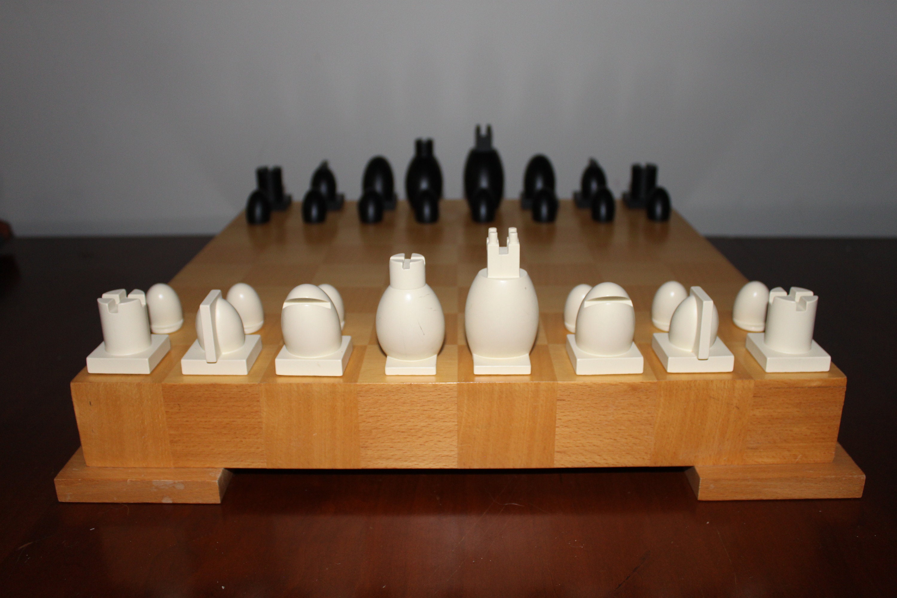 Michael Graves Postmodern Autographed Chess Set - Etsy