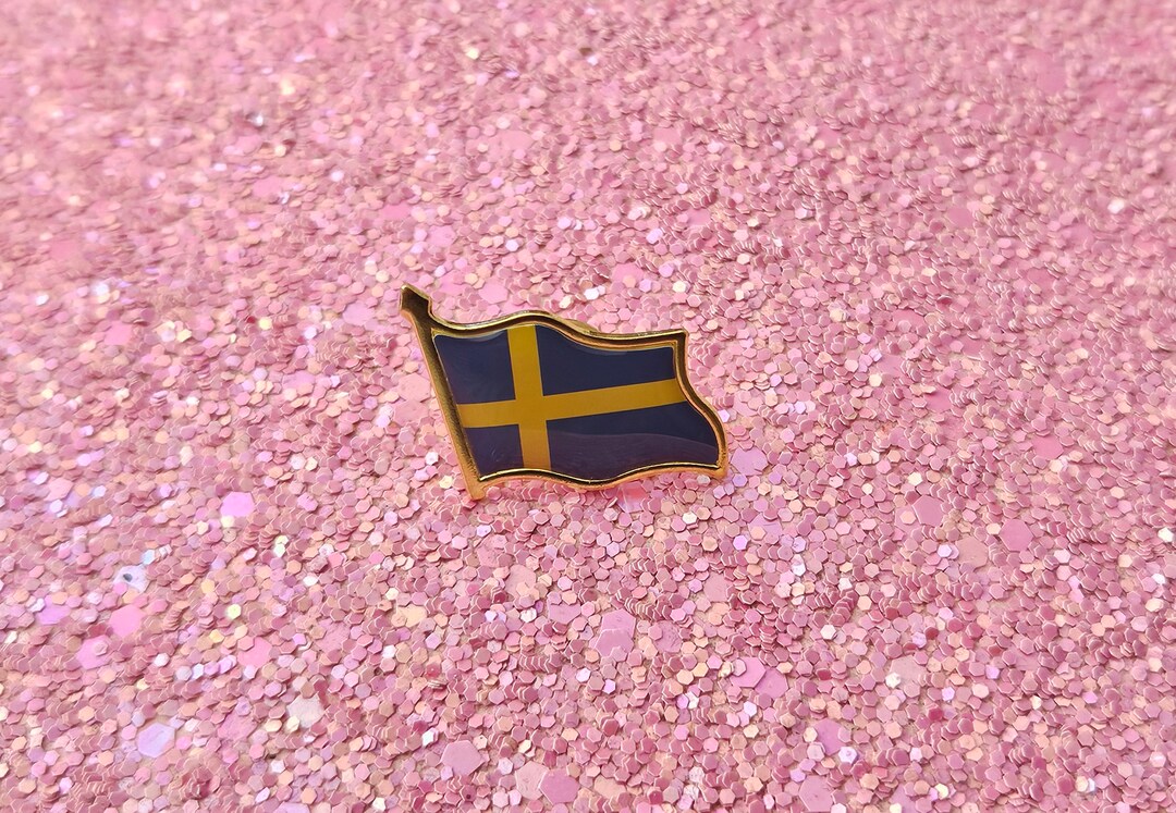 Sweden Enamel Pin, Pin With Flag Image of Sweden, Badge Pin High ...