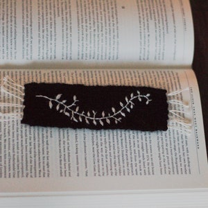 Black and White Handwoven Bookmark With Vine & Leaf Embroidery - Etsy