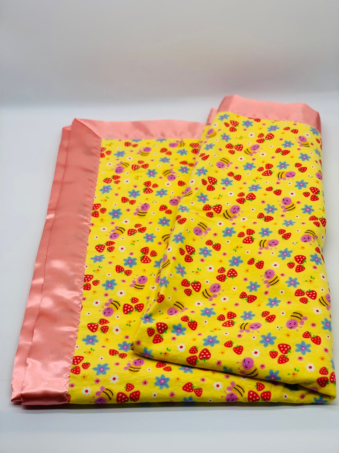 Bees, Bumblebees, Strawberry, Flowers, Security Flannel Blanket With ...