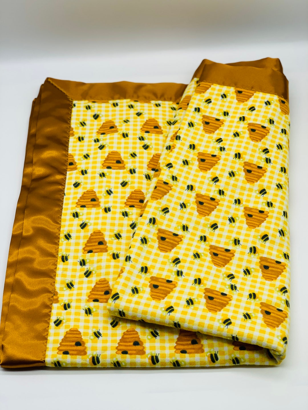 Bumble Bee, Bee Hives, Honey, Gingham Flannel Blanket With Satin Trim ...
