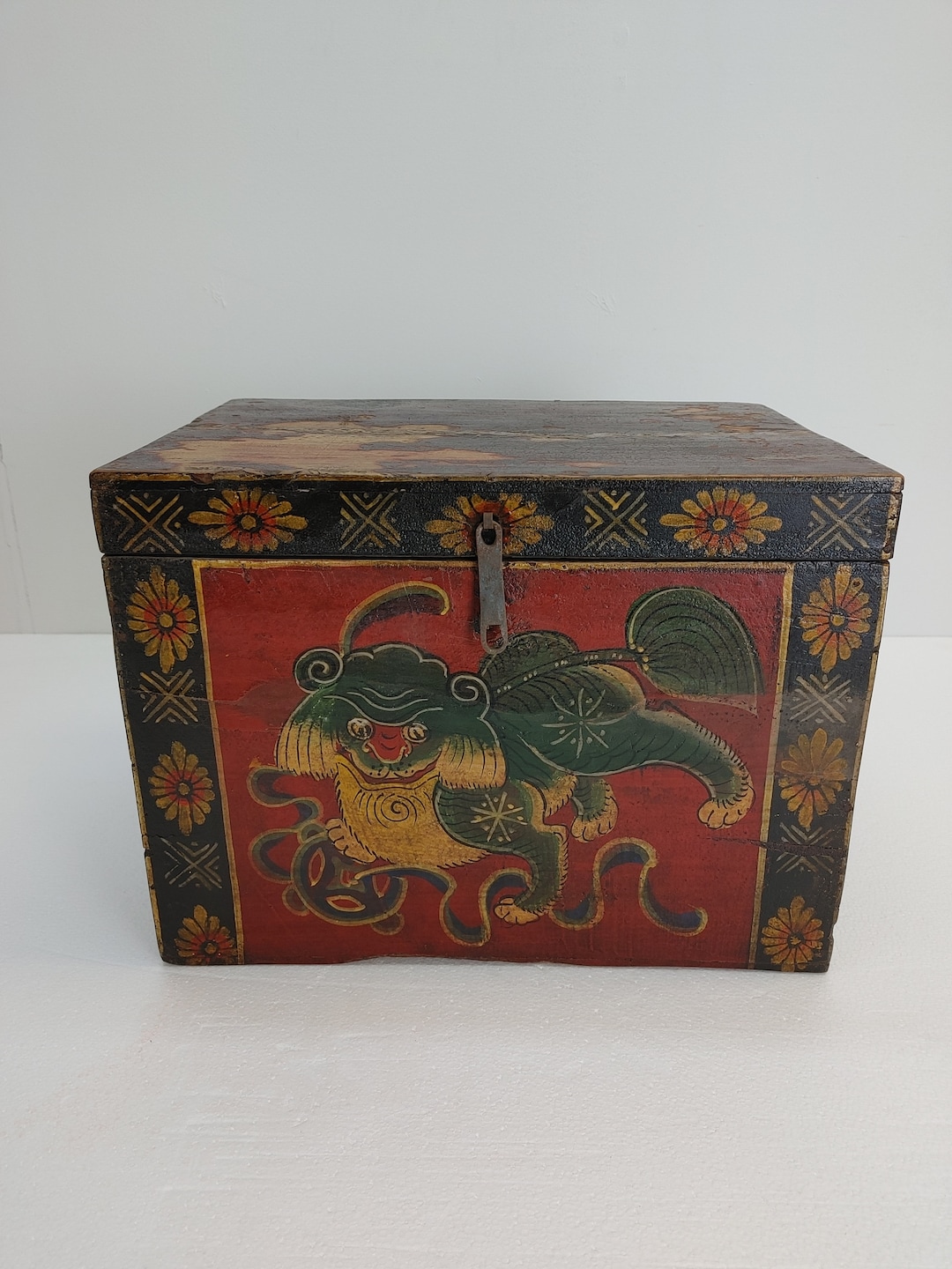 Chinese Antique Wedding Chest/box W / Hand-painted 04264 - Etsy Canada
