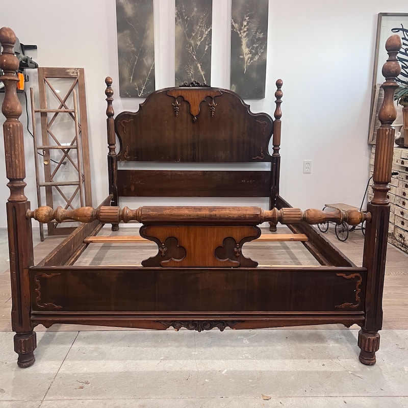 Extraordinary Antique Wooden Bed Frames Gallery