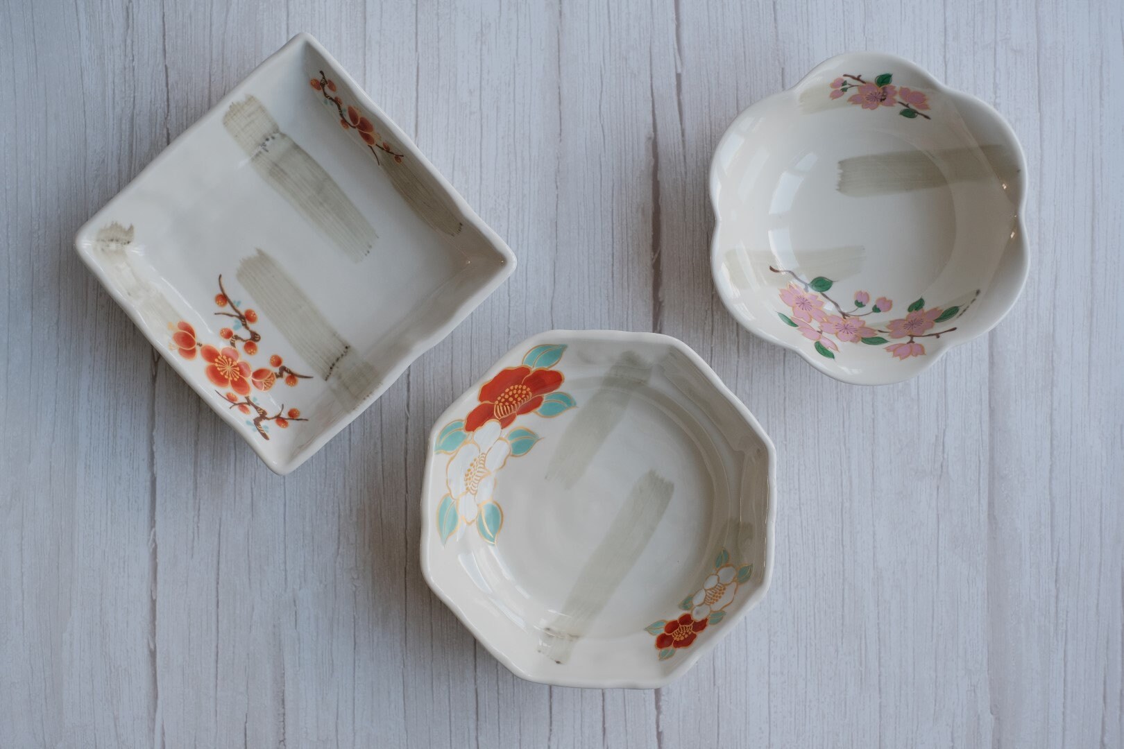 Hexagon Floral Square Dishes Aritayaki Floral Motif Seifu Plates Gift ...