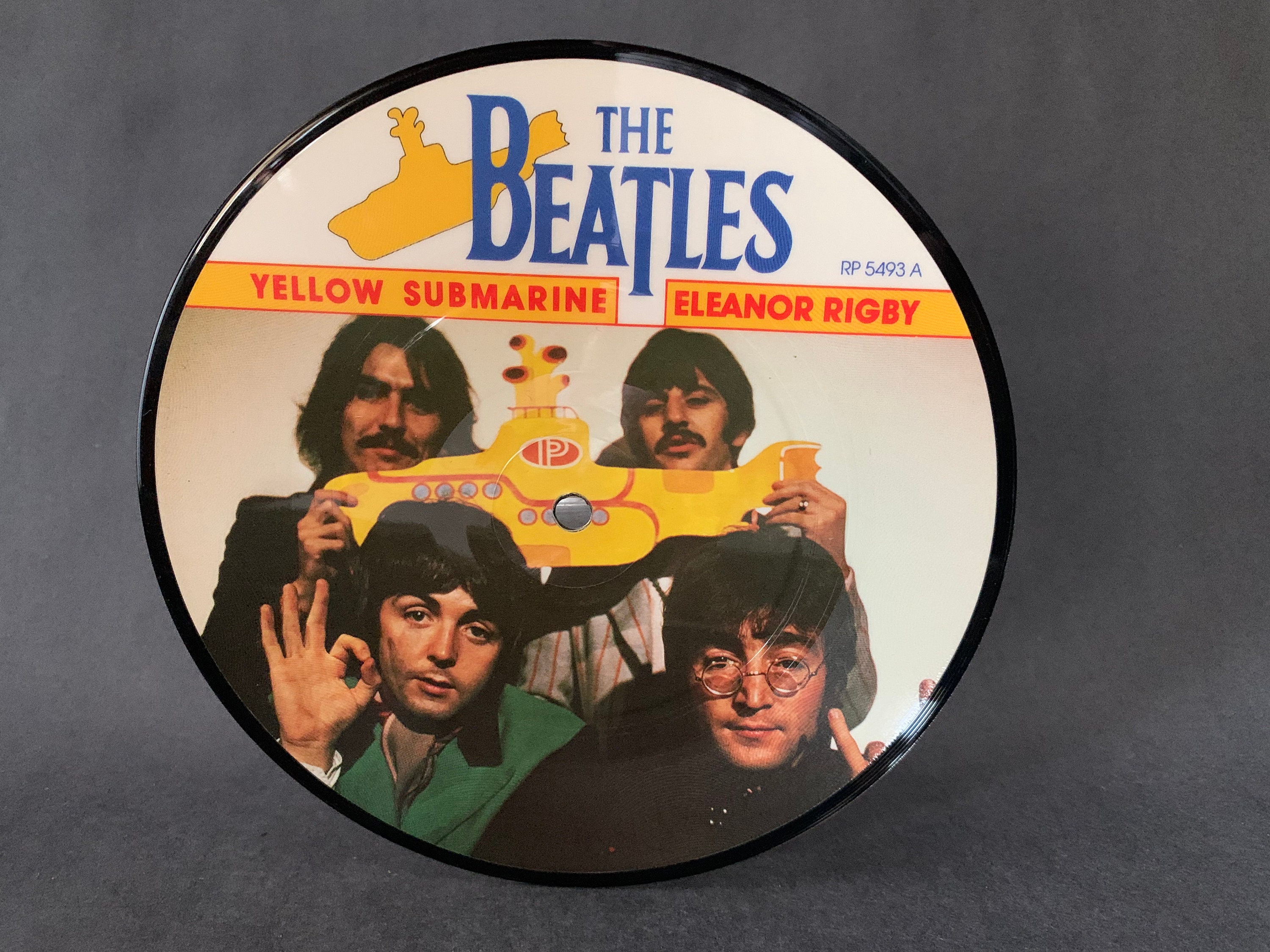 Collectibles The Beatles 45 rpm Eleanor Rigby Yellow Submarine from the ...