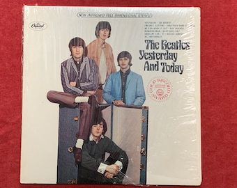 Vintage the Beatles Yesterday and Today 12 LP Record - Etsy