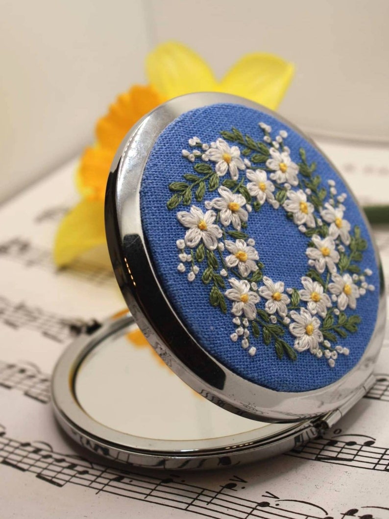 Handmade Embroidered Pocket Mirror With Daisies Pocket - Etsy
