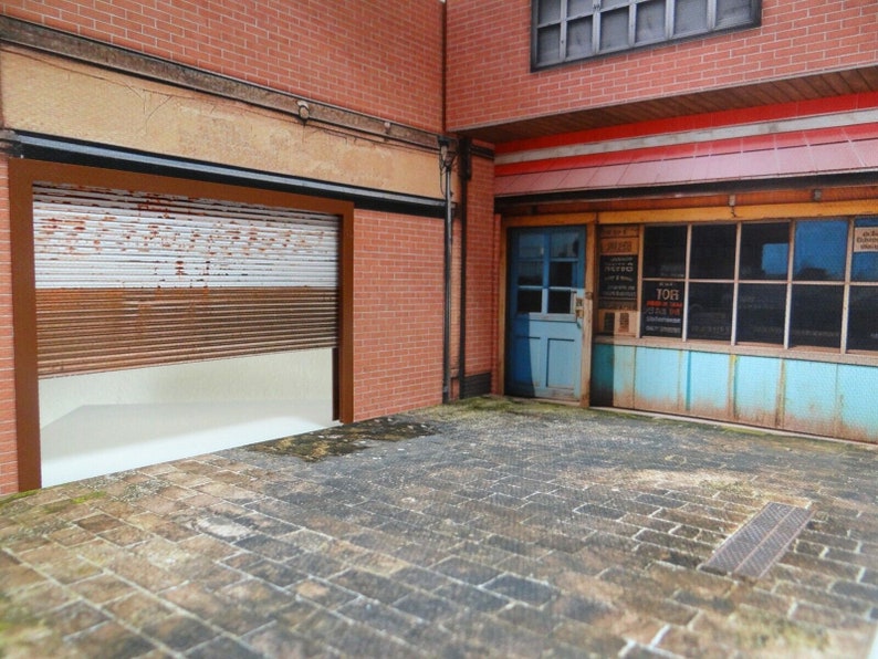 1:24 Scale Diorama Garage Scene – Storefront Display Building for Model ...