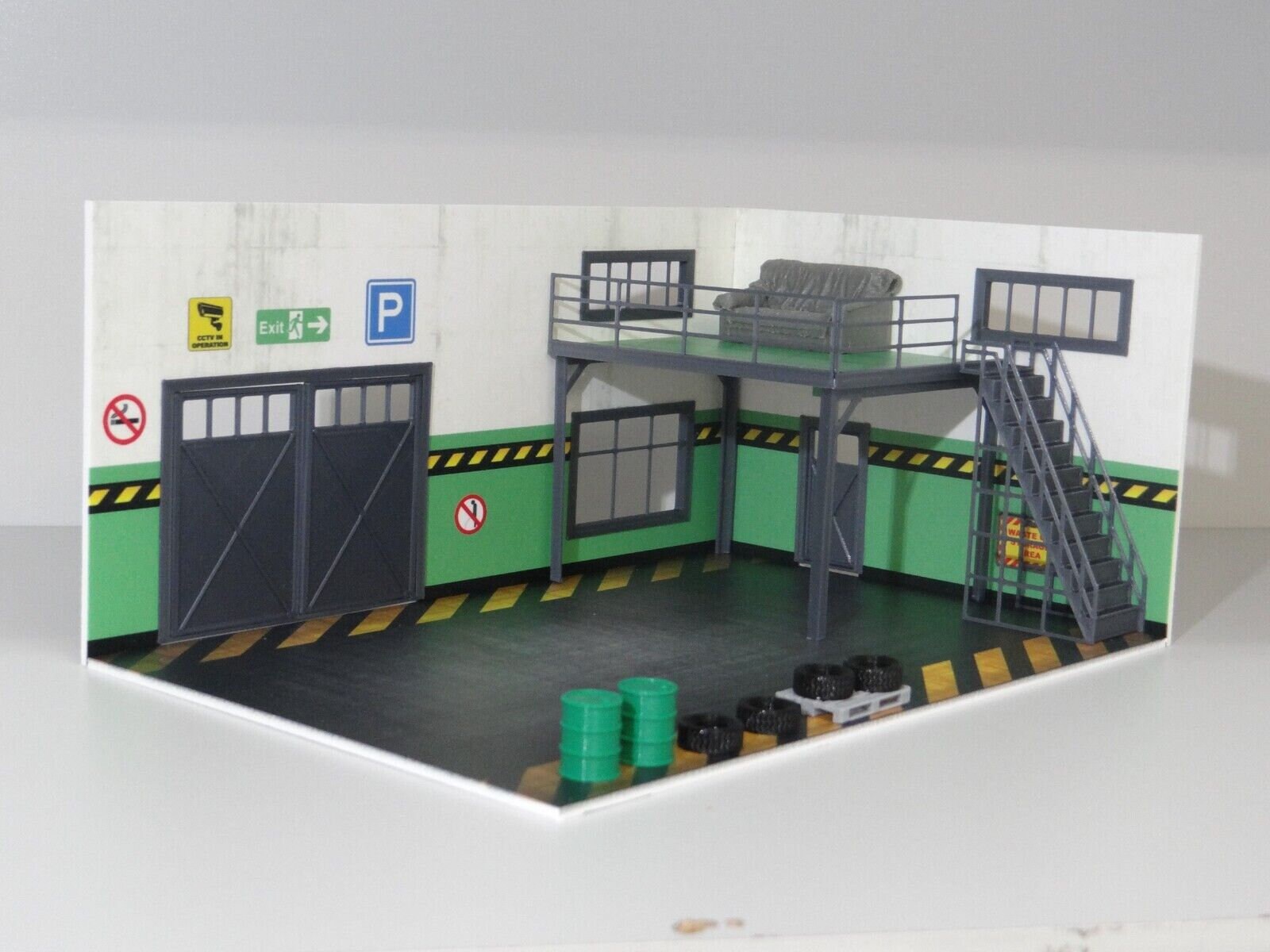 Scale 1:43 Diorama Auto Garages Diorama Model Kit Model Car Display PVC ...
