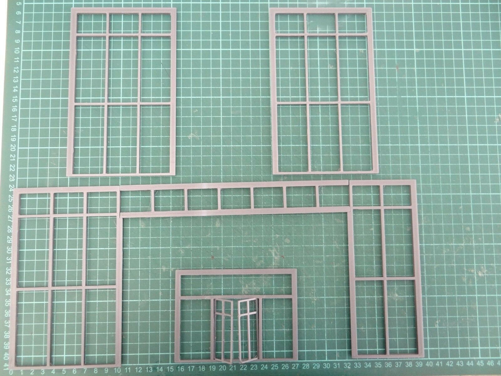 Scale 1:43 Doors / Windows Showroom Building Model Making Diorama Parts ...