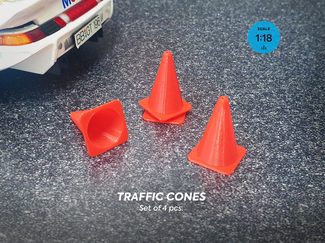 Set of 4 Traffic Cones. Scale 1:18, 24. Diorama Road Safety Cones ...