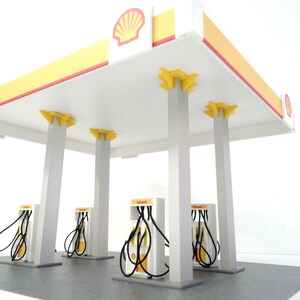 Scale 1:43 Diorama Petrol Station Gas Station Miniature Model Gasoline ...