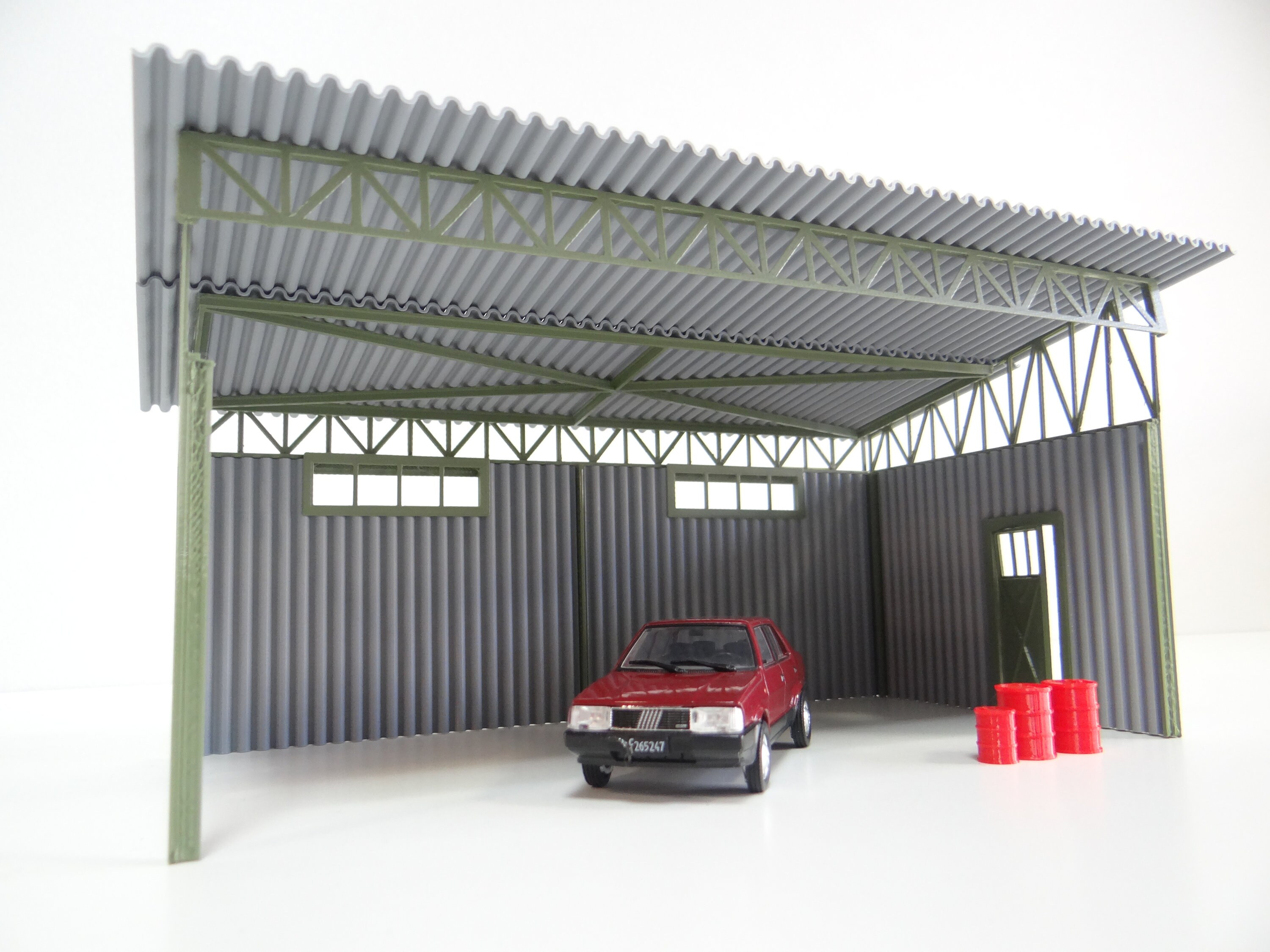 Scale 1:43 Diorama Open Garage Models Metal sheet Shed Garage Miniature ...