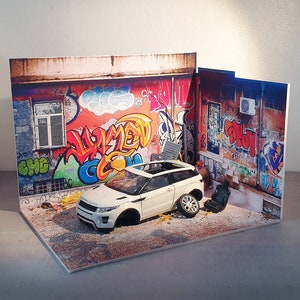 Graffiti Street Diorama Display. Scale 1:24. Diorama Garage Scene ...