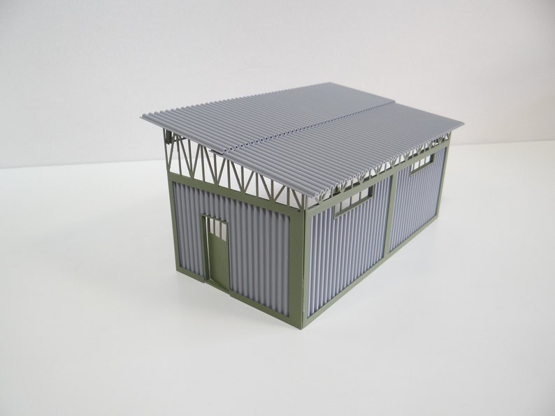 Scale 1:43 Diorama Open Garage Models Metal sheet Shed Garage Miniature ...