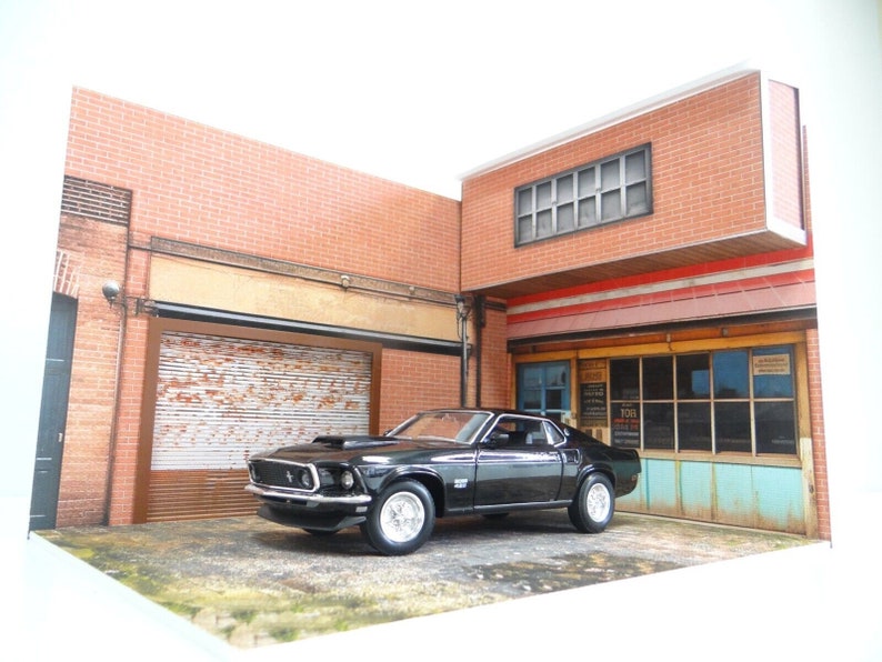 1:24 Scale Diorama Garage Scene – Storefront Display Building for Model ...
