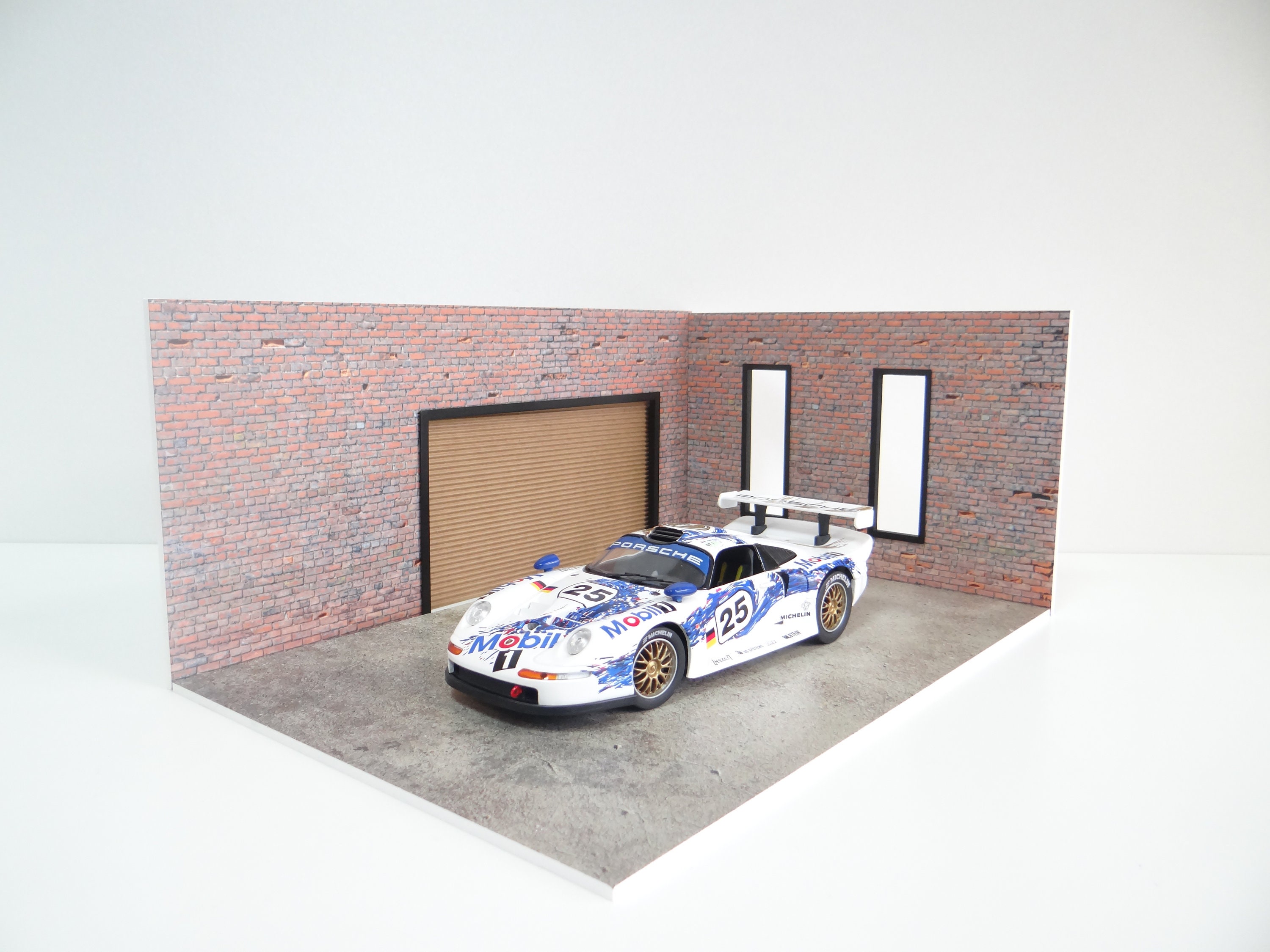 Scale 1:18 Diorama Auto Garages Display for Die-cast Model Cars Auto ...