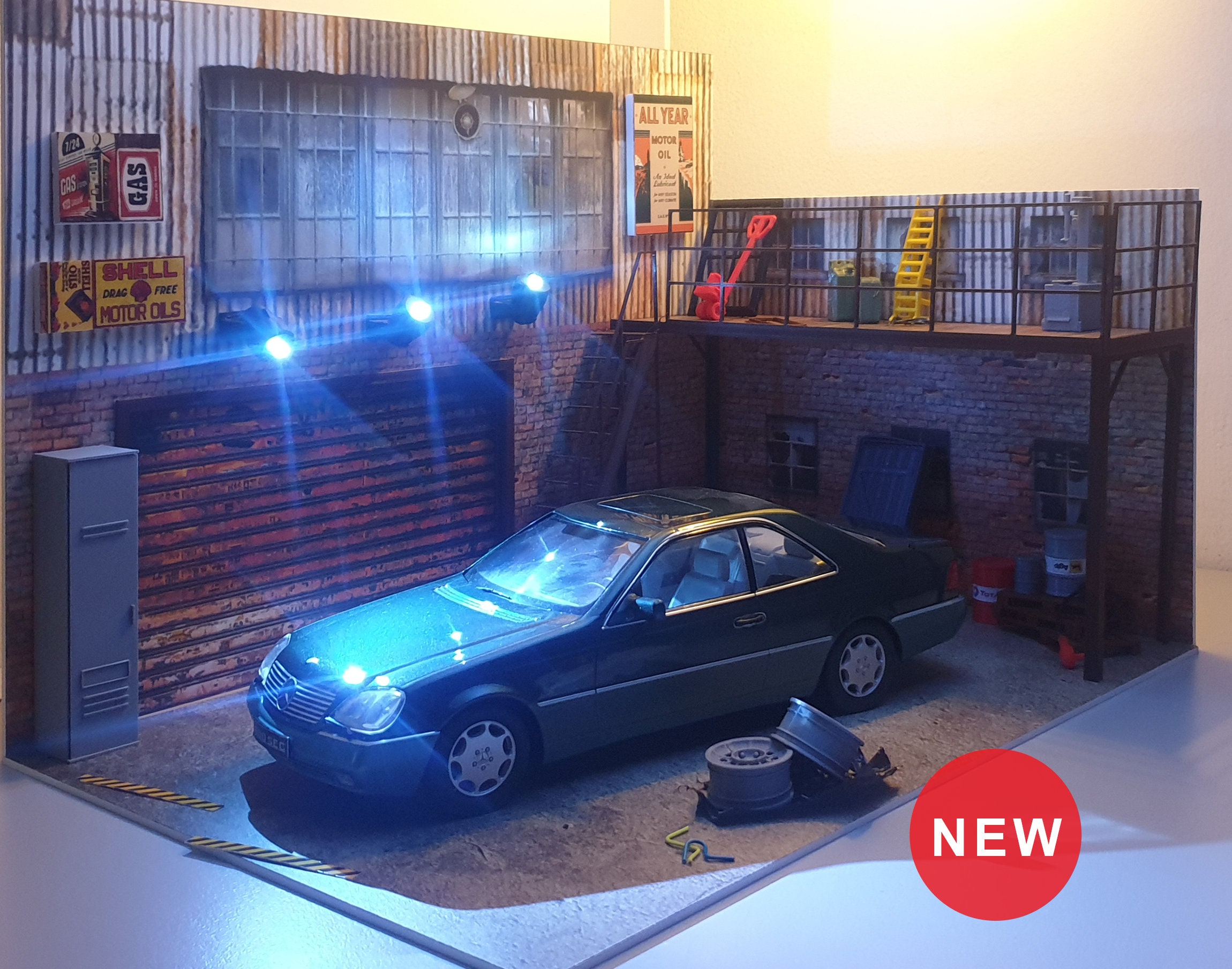 Diorama Set of 3 Lights. Garage Lights. Scale 1:18, 1-24. Building ...