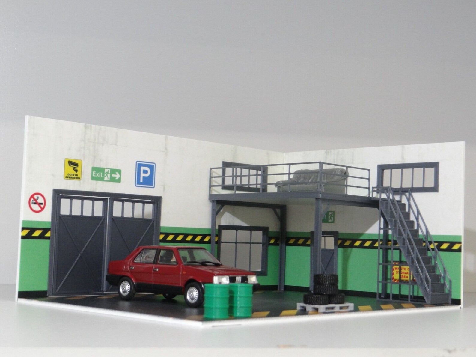 Scale 1:43 Diorama Auto Garages Diorama Model Kit Model Car Display PVC ...
