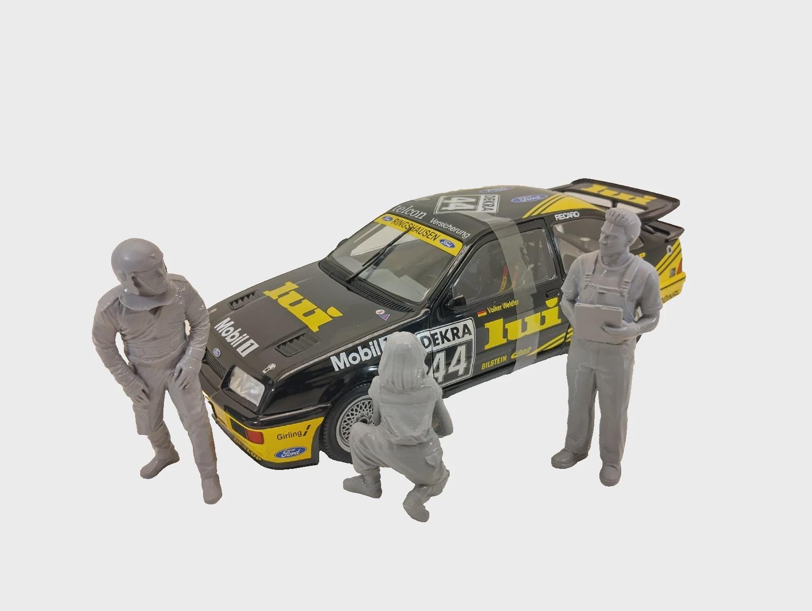 1:18 Scale Mechanic & Racer Figure Set - Diorama Garage Accessory - Etsy