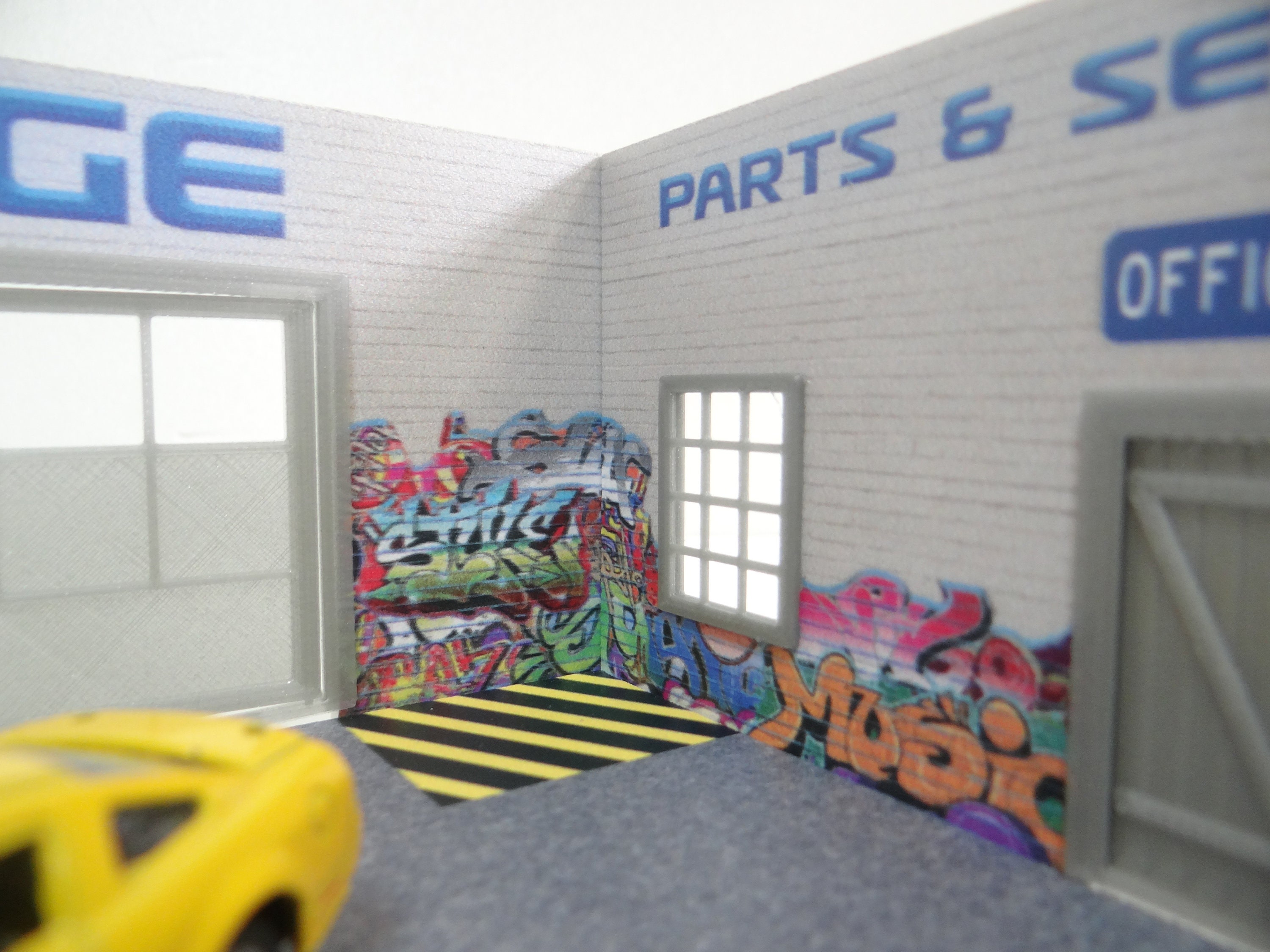 Miniature Brick Auto Service Display / Scale 1:60, 64 / Diorama Garages ...