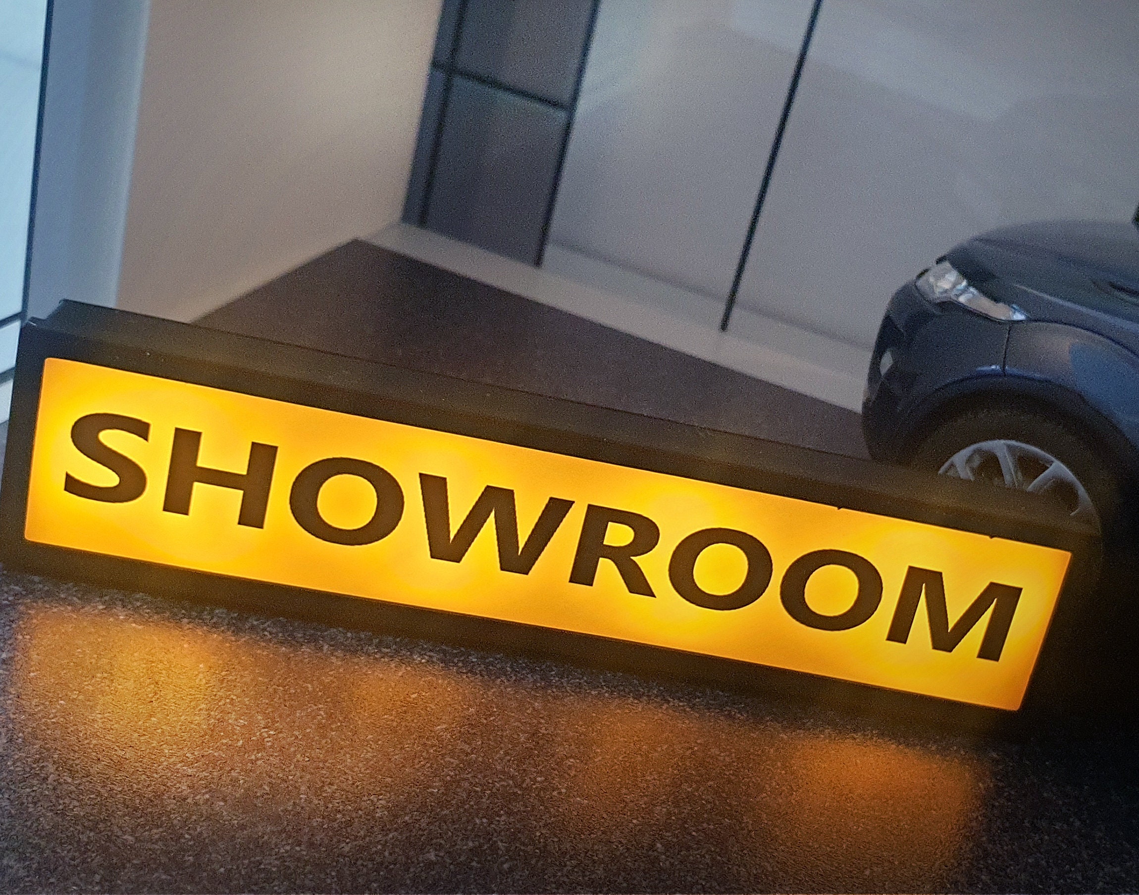 Showroom Light Box Sign. Diorama LED Sign. LED Illuminated Advertising ...