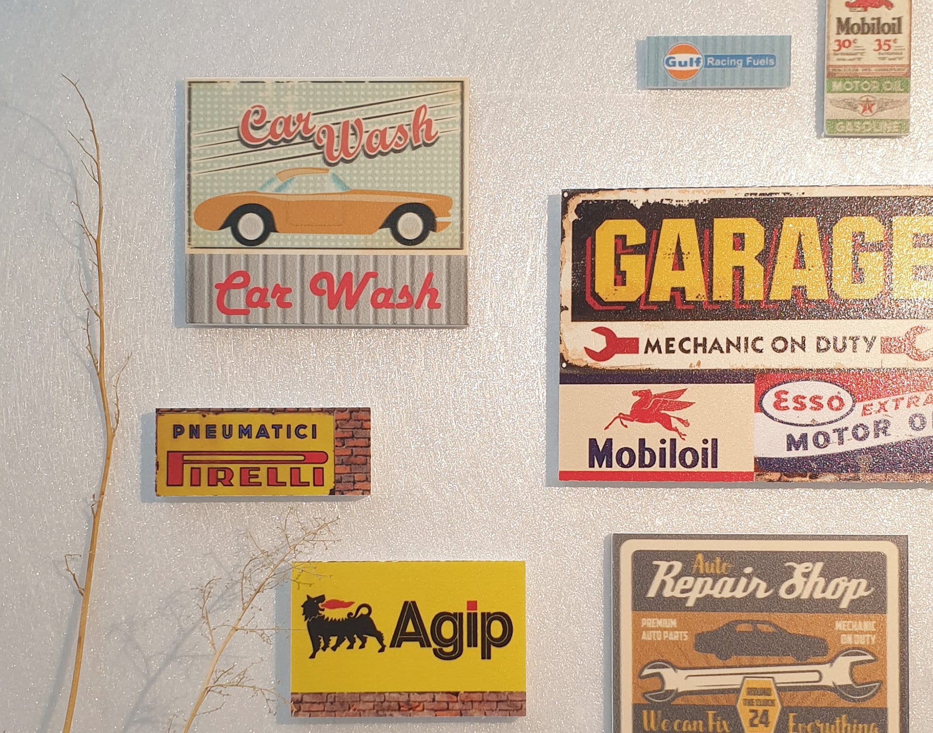 Diorama Sets of Advertising Signs. Accessories for Garage Models ...