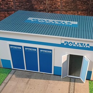 POLIZIA Police Station Building Diorama Model Kit Size 1/43 Scale 1:43 ...