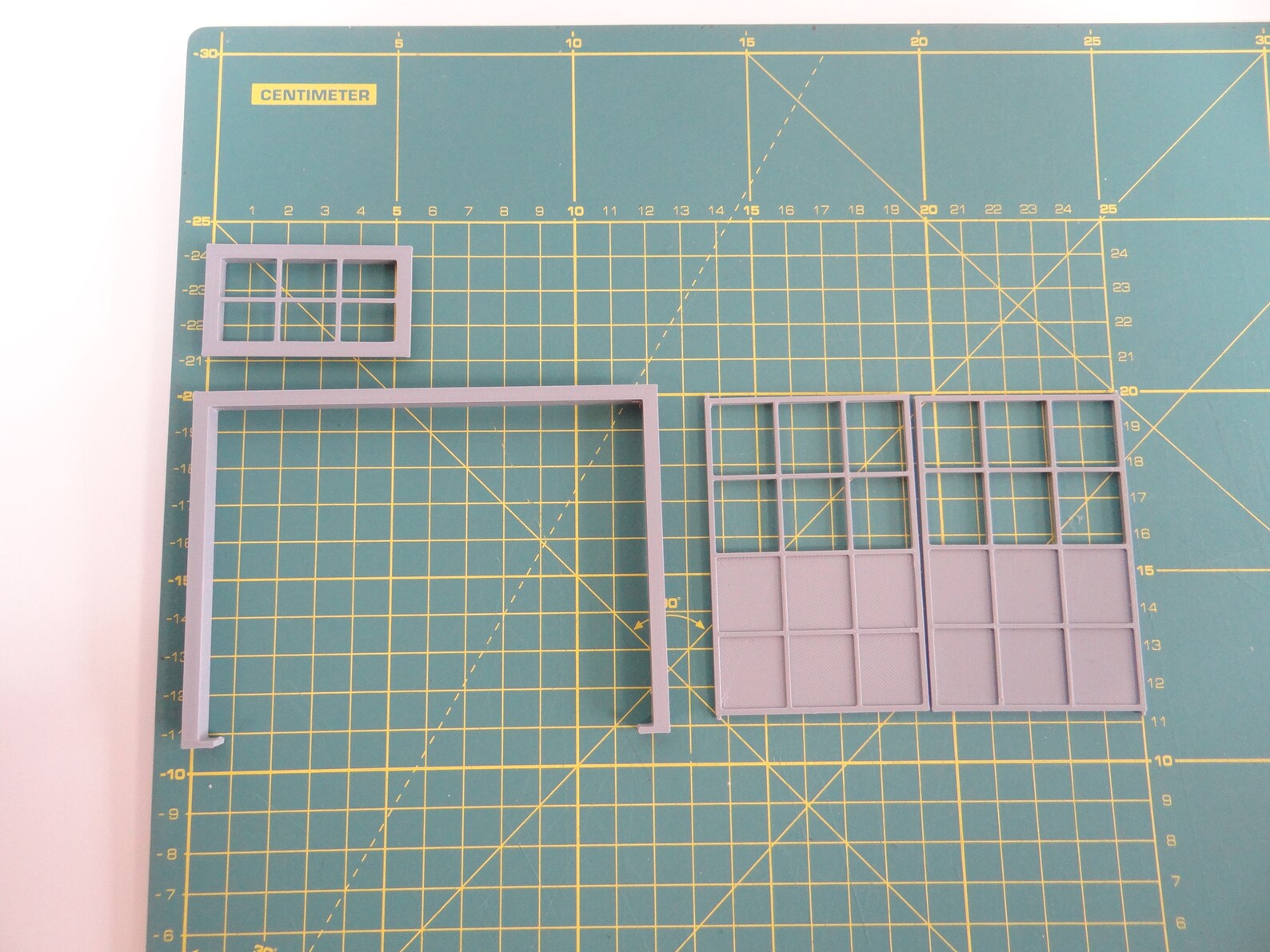 1:24 Scale Diorama Garage Door and Windows Set - 3D Printed PLA - Etsy