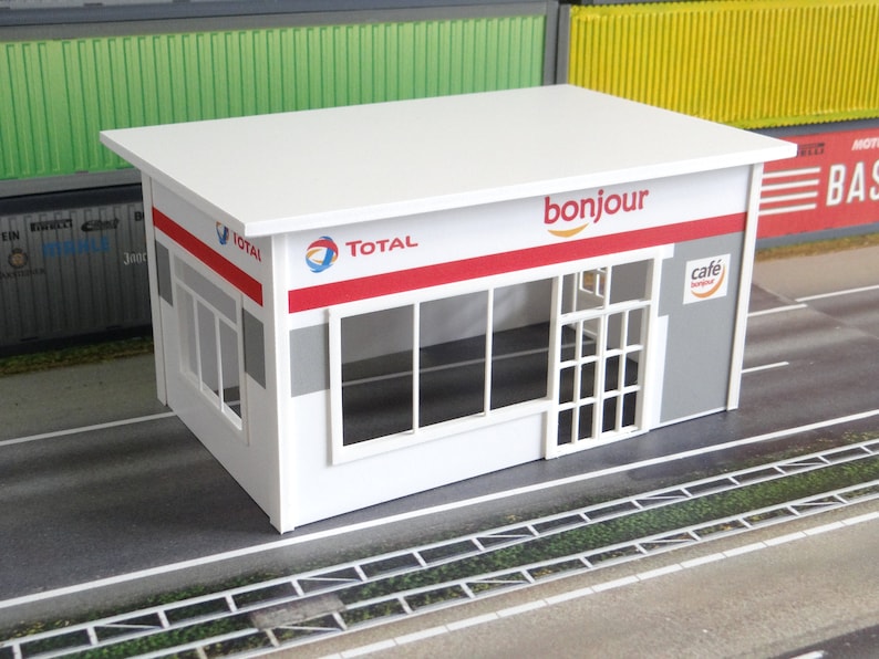 Scale 1:43 Diorama Care Shop Auto Stop Diorama Model Kit Display Car ...