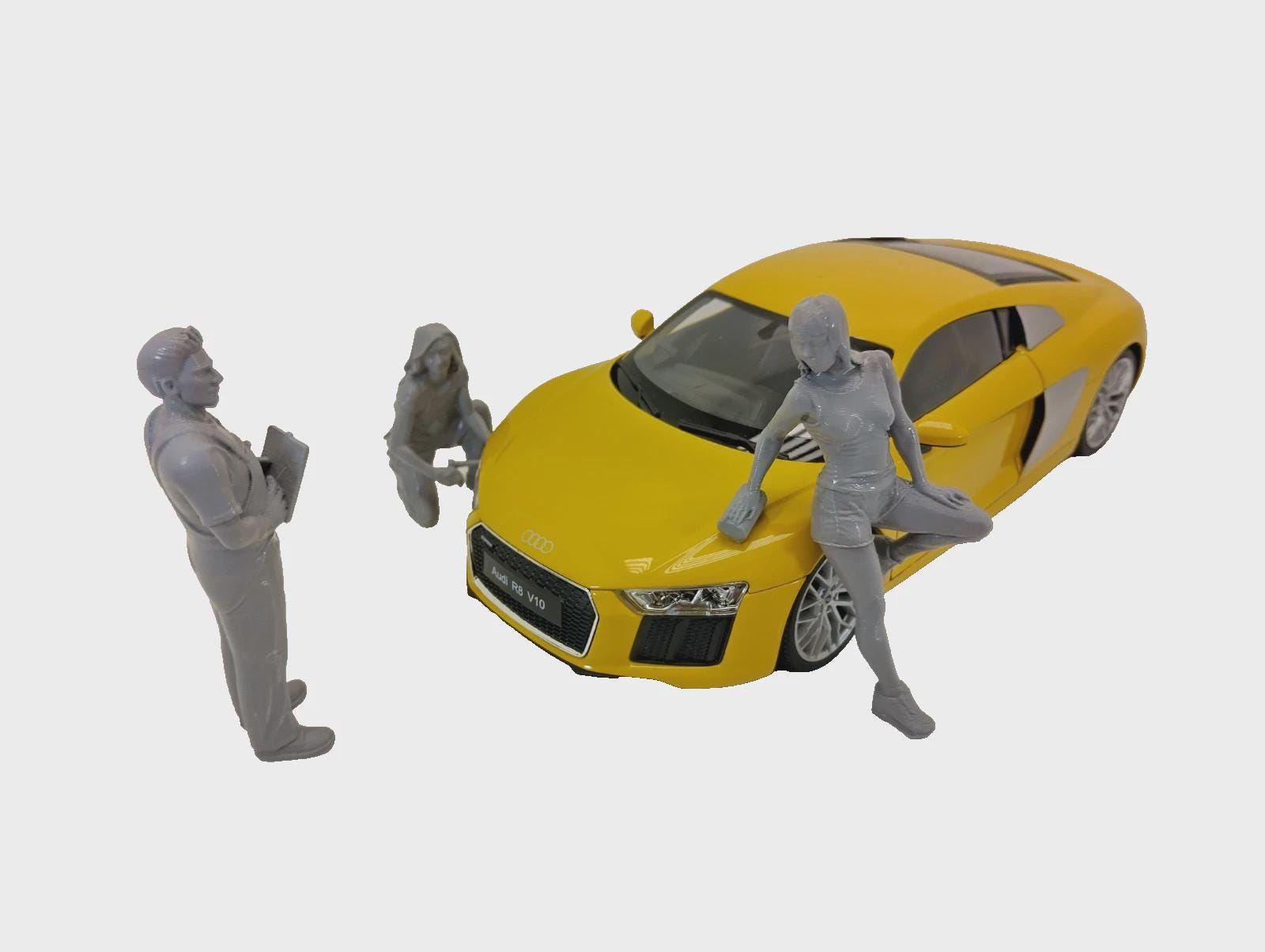 1:18 Scale Mechanic & Car Wash Girl Figures – Diorama Accessories - Etsy
