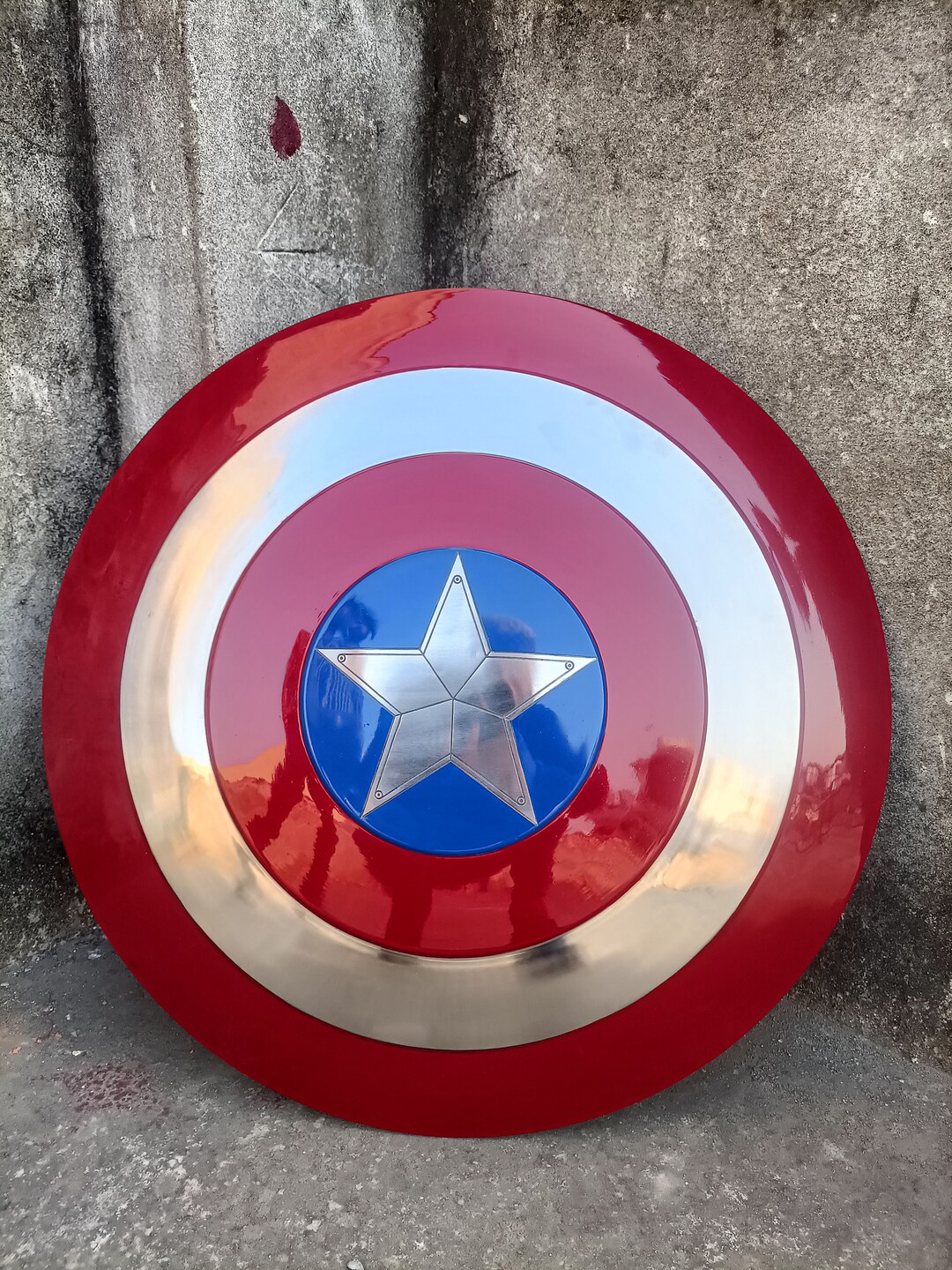 Captain America Shield - Metal Prop Replica - Screen Accurate Replica ...