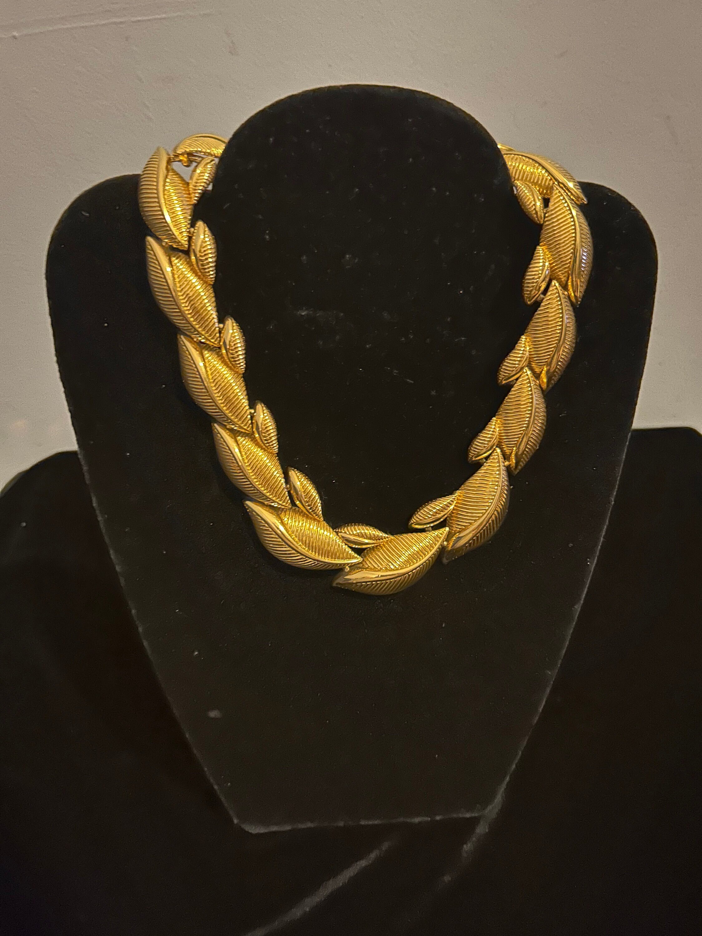 Rare Vintage Signed Monet Infinity Garland of Leaves - Etsy