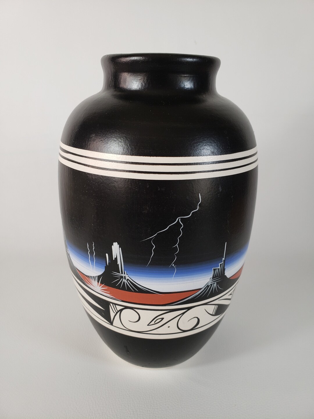 Native American Hand Made/hand Painted Pottery Vase W/artisan Signature ...