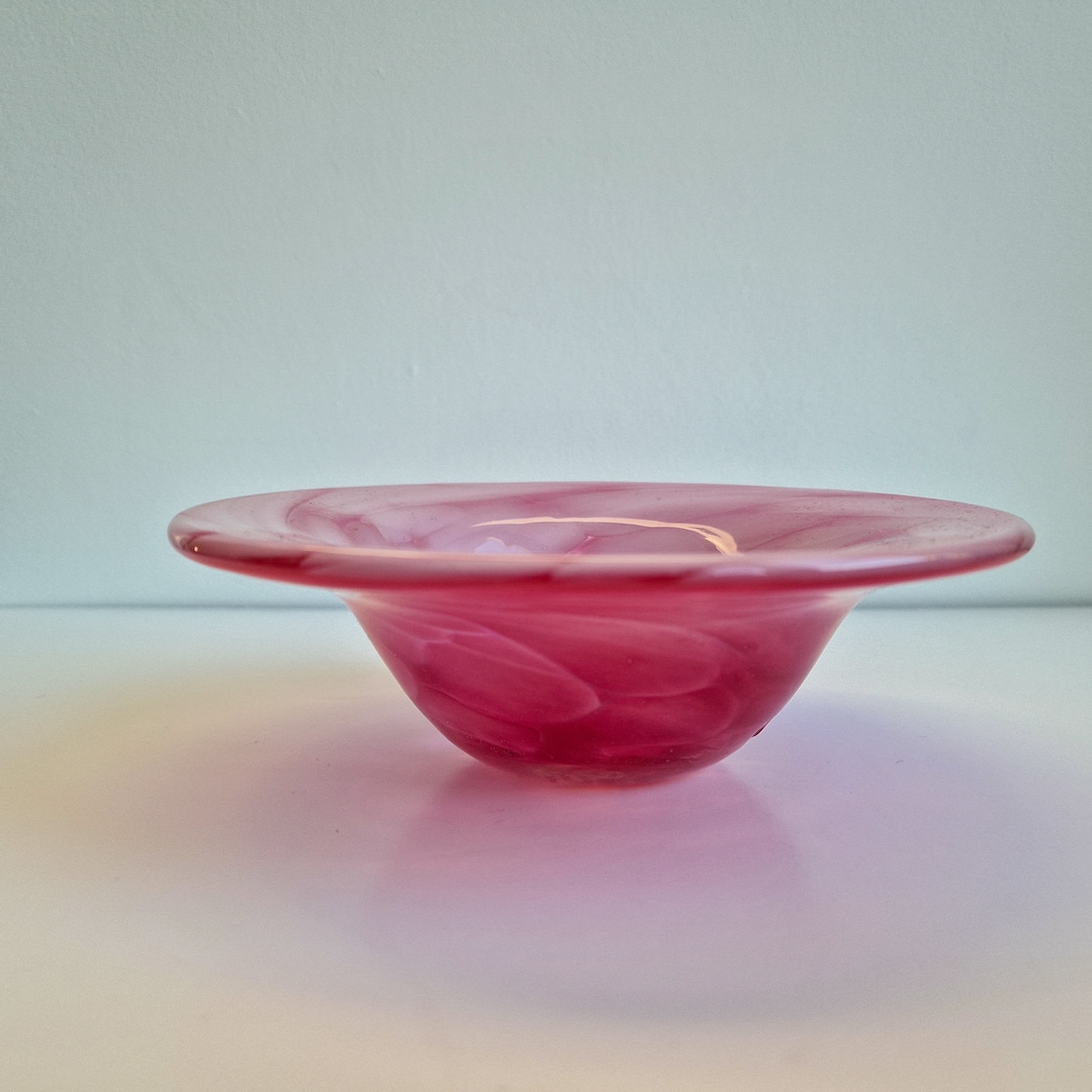 Vintage Pink Glass Art Dish, Mtarfa - Etsy