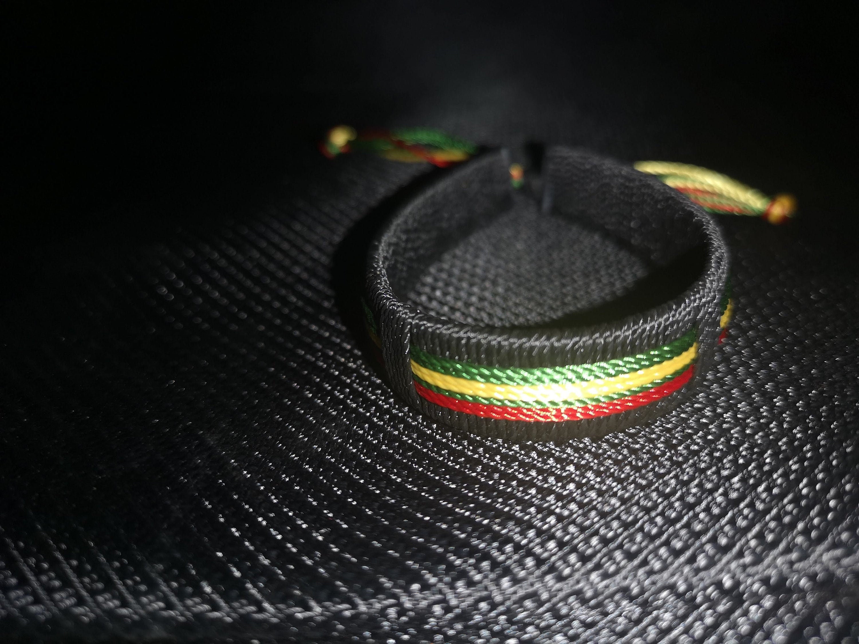 Sénégal - Bracelet fabriqué par des artistes locaux du Kenya - Etsy France