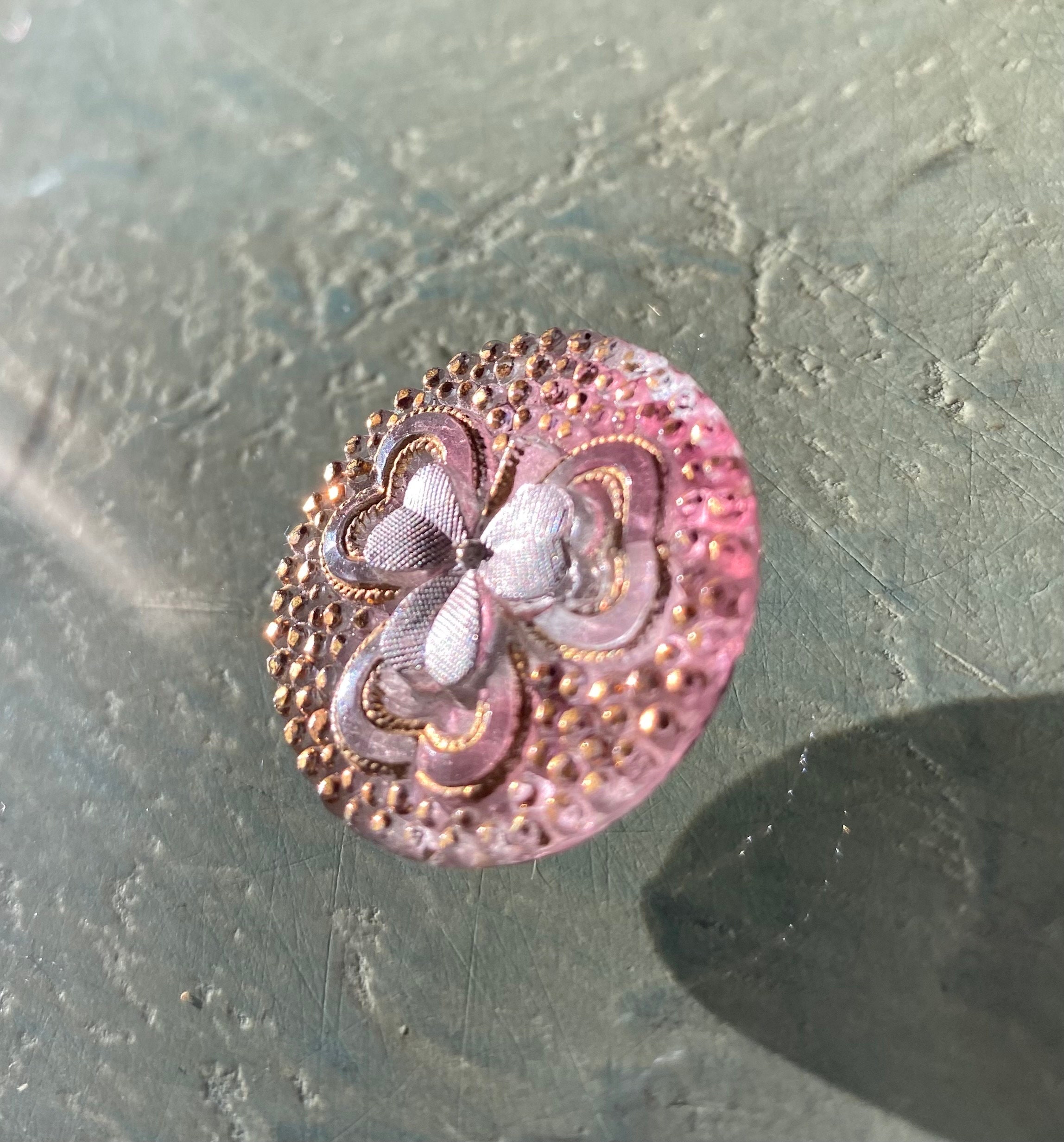 Radiant Antique Lacy Lavender Glass SHAMROCK Button 19th C Gold ...