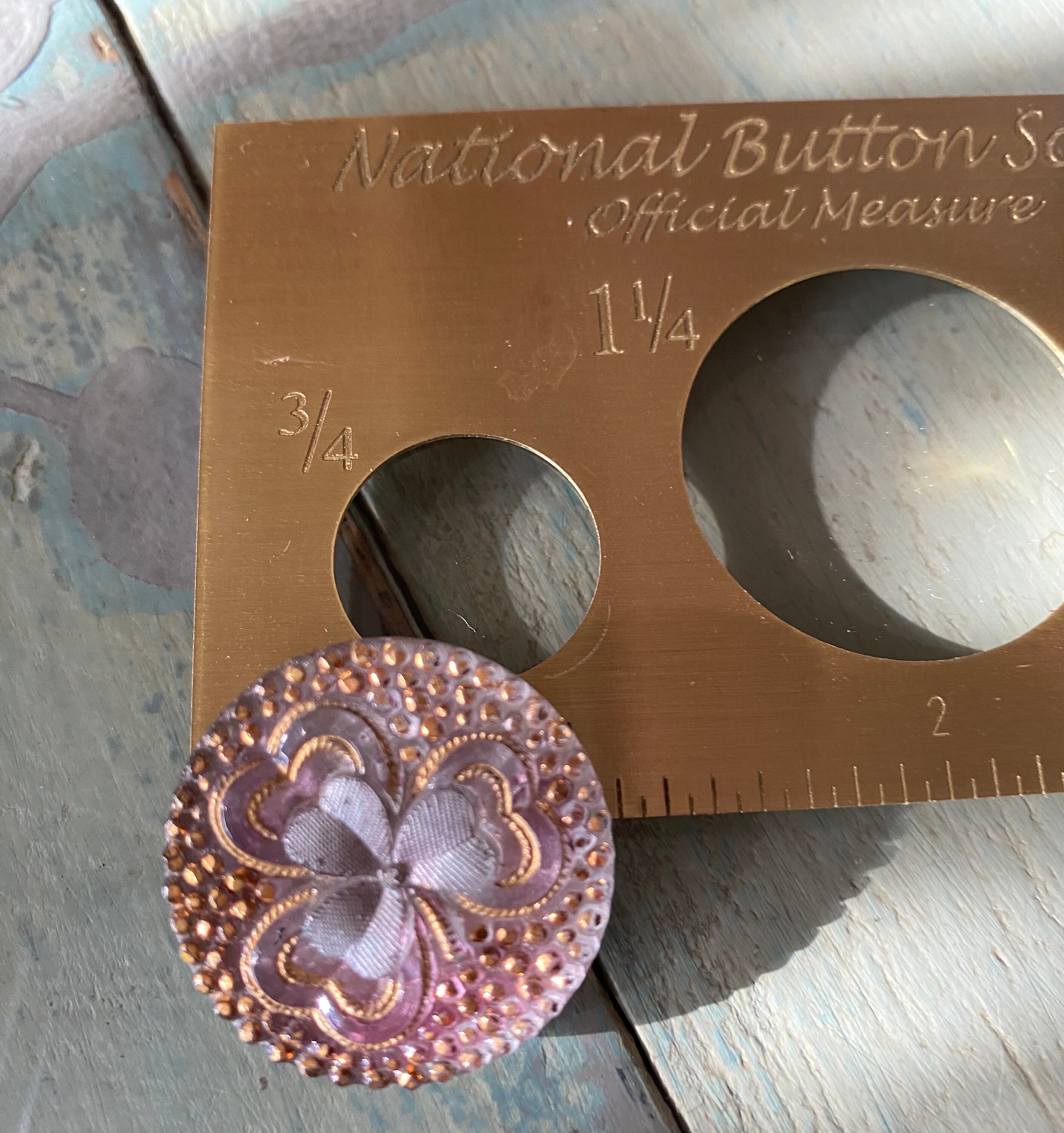 Radiant Antique Lacy Lavender Glass SHAMROCK Button 19th C Gold ...