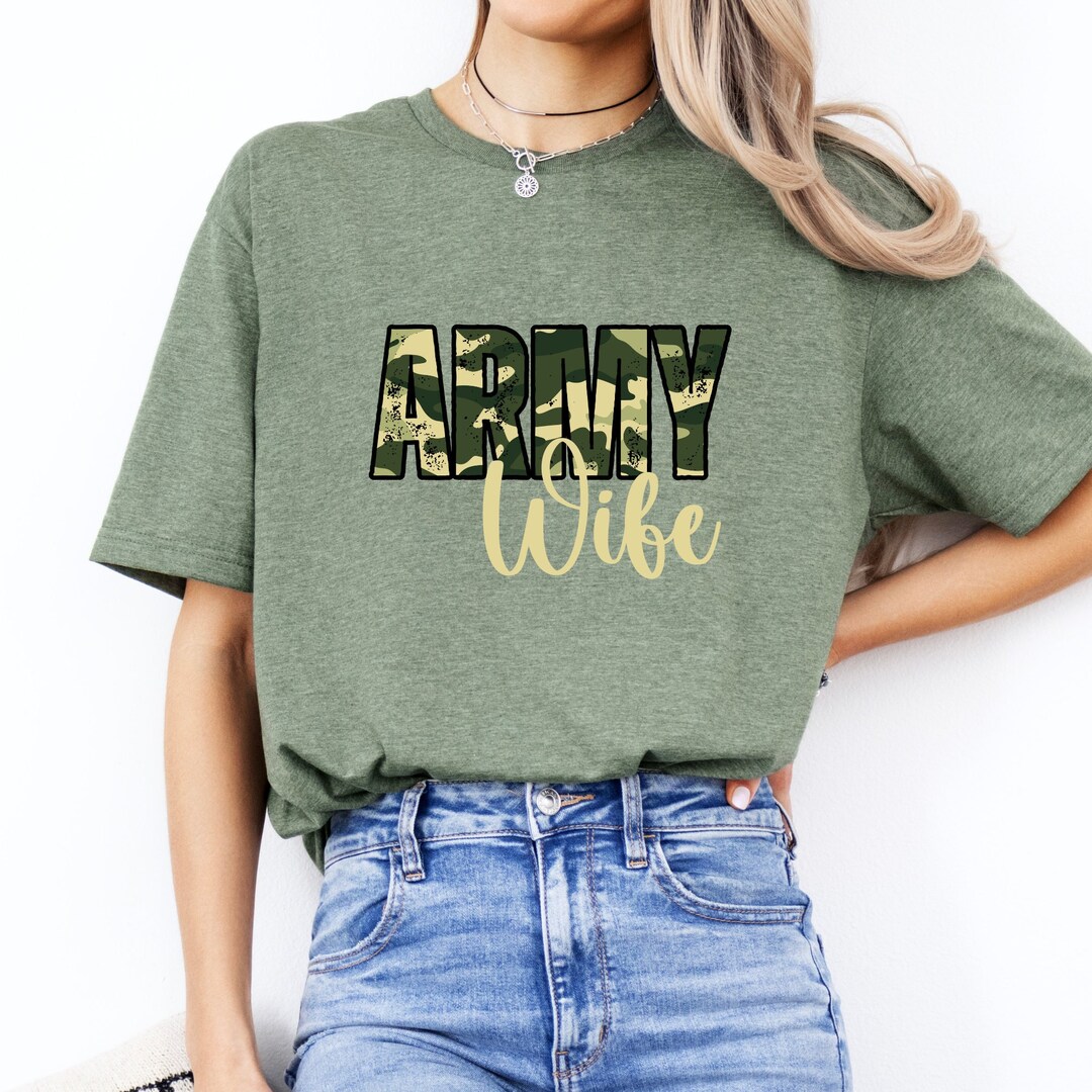 Personalized Army Family T-shirt: Military Green Camo, Proud Army Mom ...
