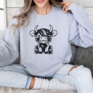 Highland Cow Hoodie Cute Cow Sweatshirt for Cow Lovers T-shirt for Farm ...