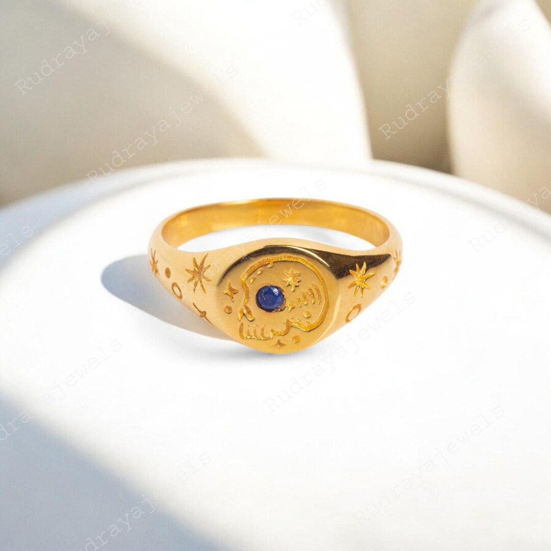 18k Solid Yellow Gold Seer Signet Sapphire Ring Circle Signet Ring ...