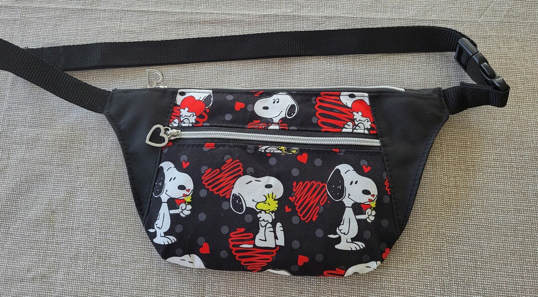Cell Phone Friendly Fanny Pack/ Waist/belt Bag Featuring Snoopy and ...