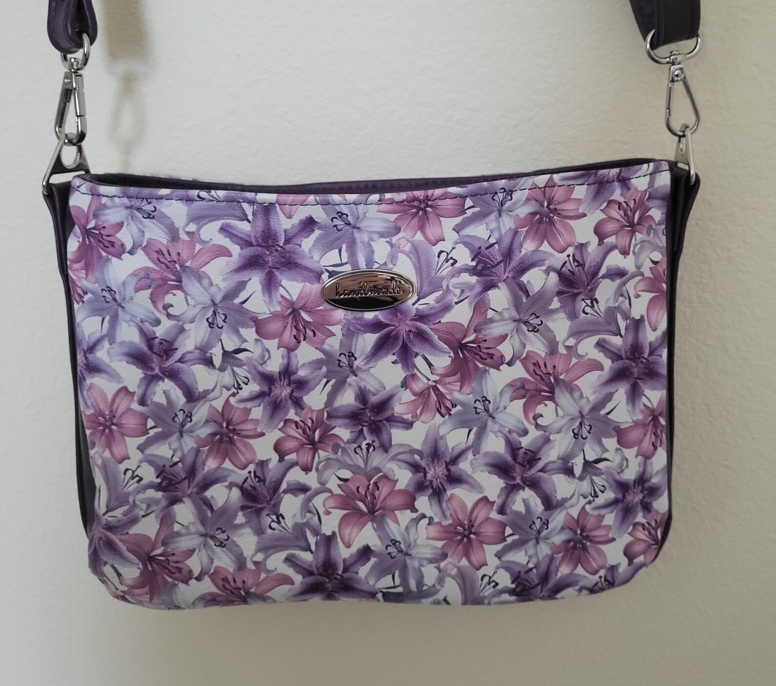 Classy Mid-size Purse/handbag/shoulder-bag/crossbody Made of Floral ...