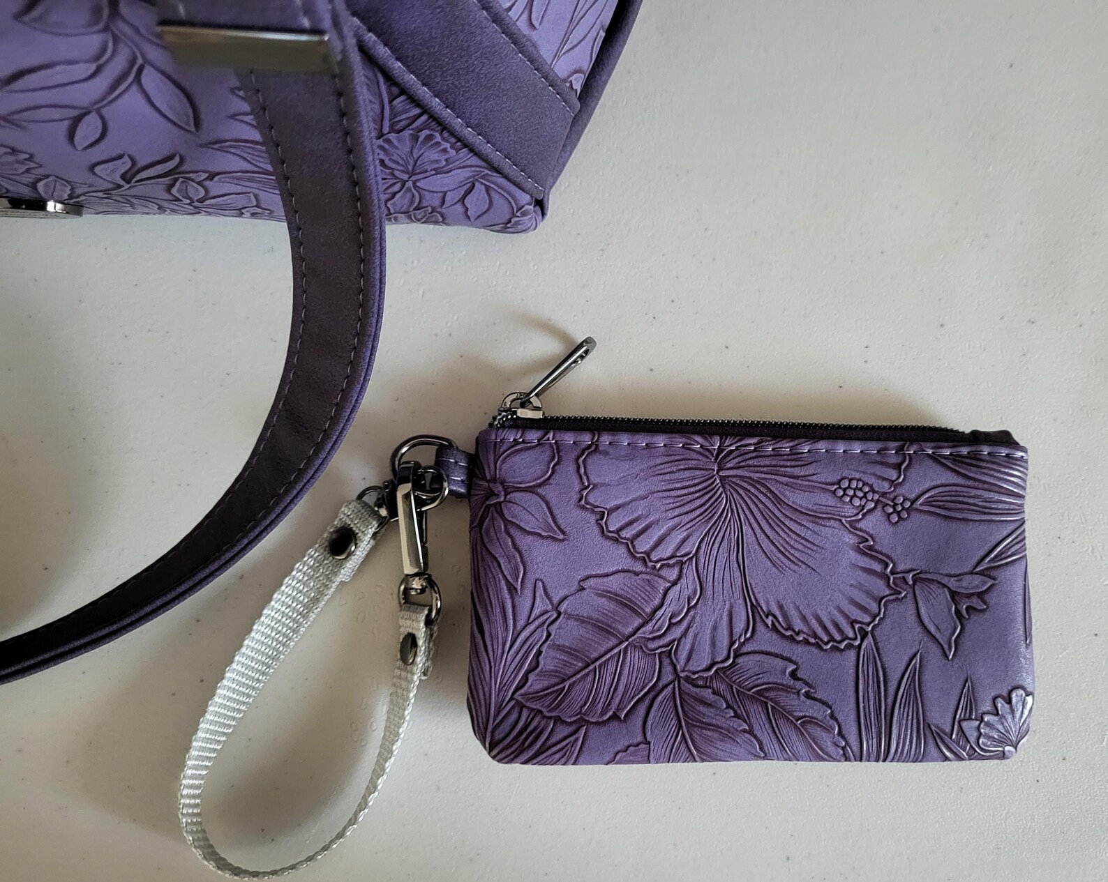 Beautiful Purple Purse/crossbody/shoulder Bag With Embossed Floral ...