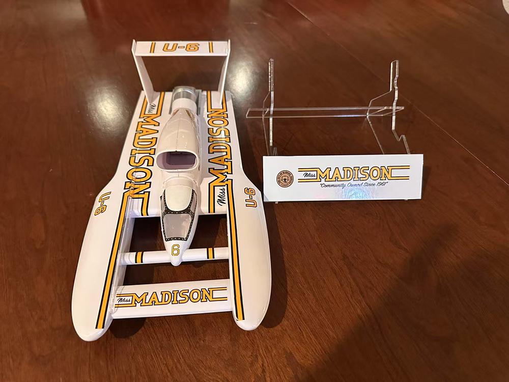 2025 - New 1/25th Scale Miss Madison Mechanical Unlimited Hydroplane ...