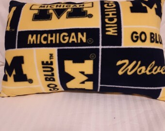 Michigan Pillow - Etsy
