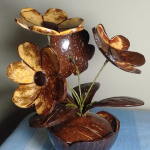 Eco-friendly Natural Coconut Shell Flowers Bunch Home / Office Deco ...