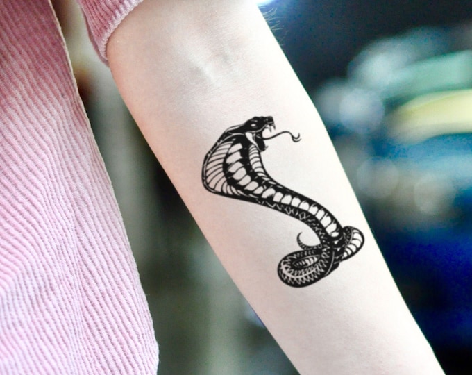 Cynthia Name Temporary Tattoo Sticker set of 2 - Etsy