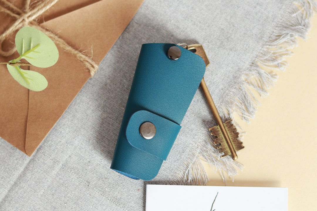 Minimalist Leather Key Holder, Custom Key Organizer, Handmade Key Pouch ...
