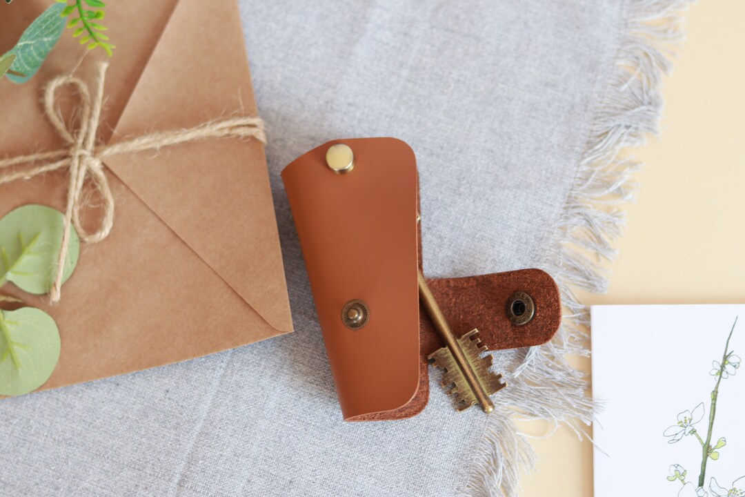 Vintage Style Key Holder, Black Leather Key Wallet, Handmade Key Holder ...